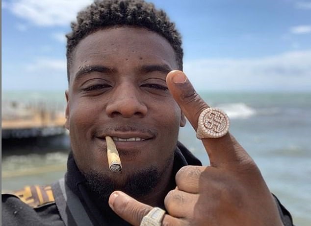 Νύχτα τρόμου για γνωστό ράπερ - Δέχθηκε πυρά από διαρρήκτες - Real.gr