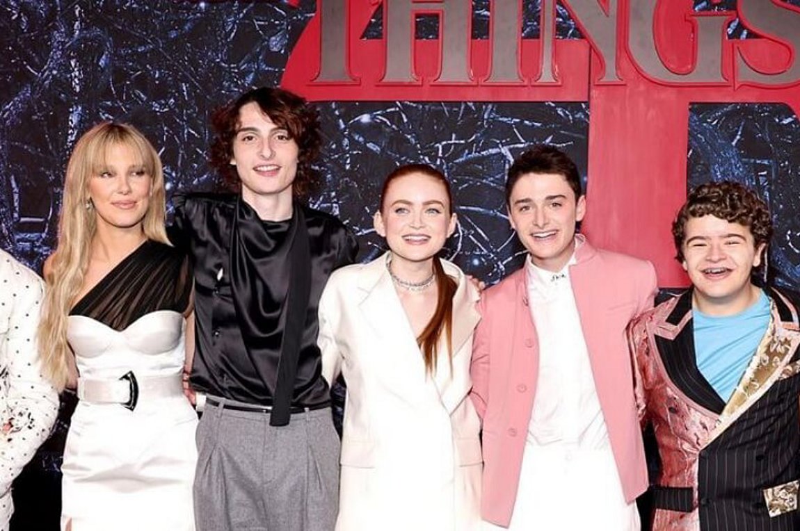 Ποια σταρ του Stranger Things είναι αγνώριστη με mullet κούρεμα; - Real.gr
