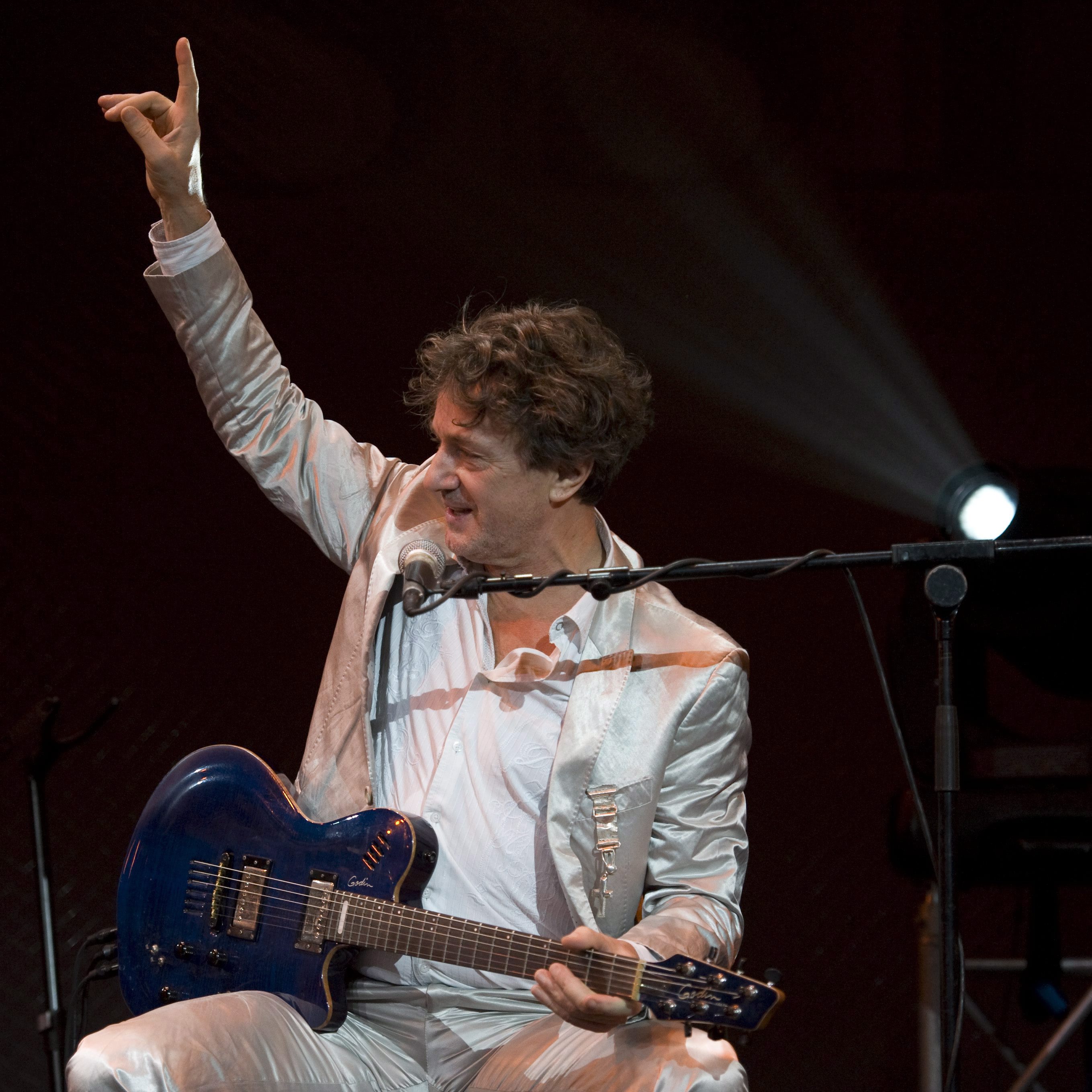 Τι ενώνει τον Bregovic με την Πάολα - Real.gr