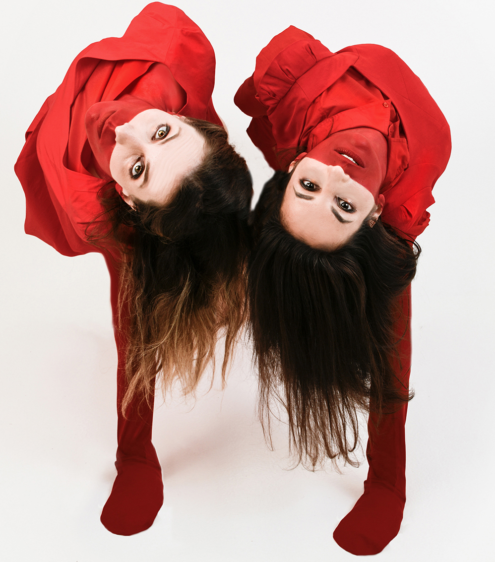 “Χορευτική πανούκλα” στο Σύγχρονο Θέατρο - Real.gr