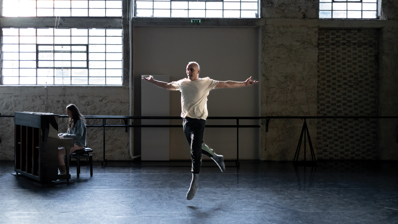 NN Hellas: Μεγαλώνοντας μαζί μας, στηρίζει τα όνειρά μας - Real.gr