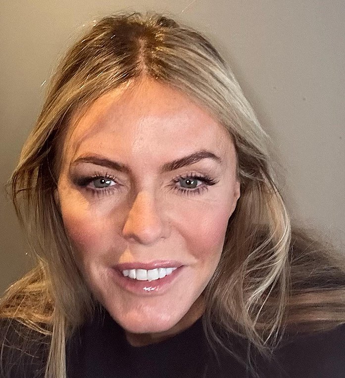 Patsy Kensit: Είπε το «ναι» – Ρομαντική πρόταση γάμου στην ακρογιαλιά