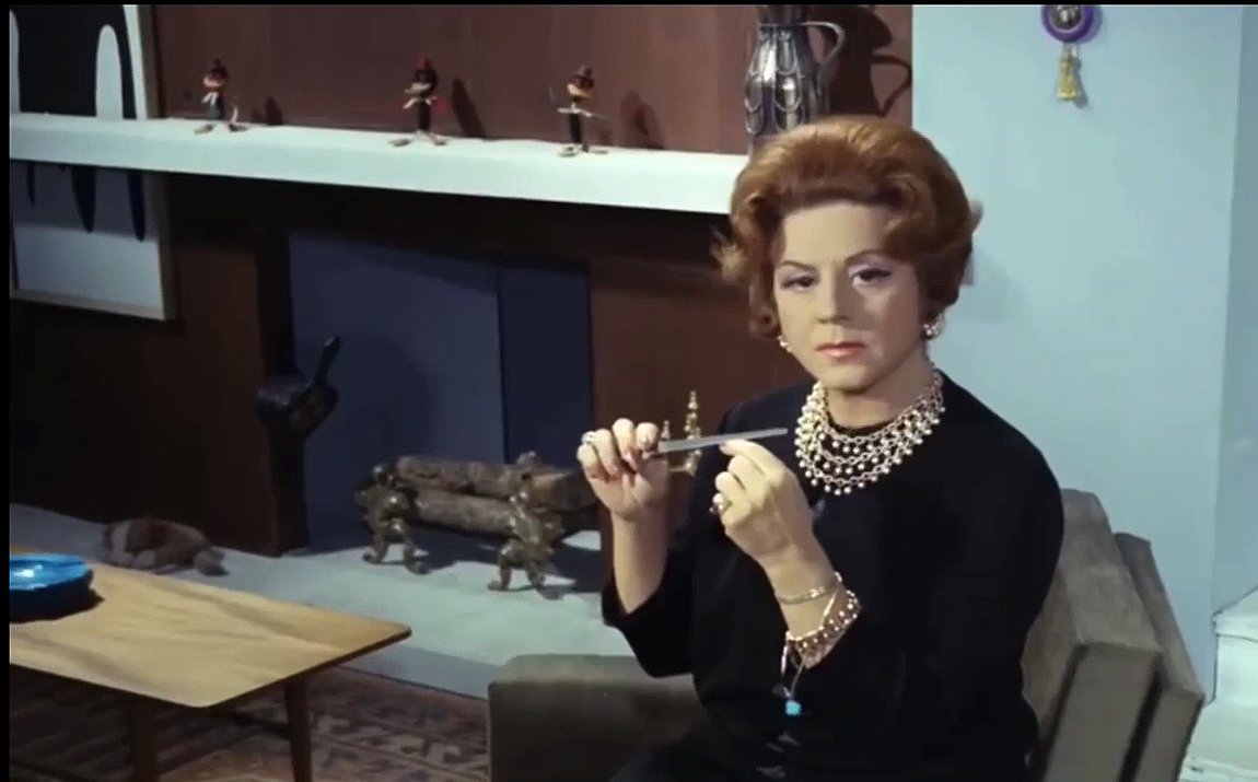 Μαίρη Αρώνη: Η αξέχαστη ηθοποιός όπως δεν την έχετε ξαναδεί – Ποζάρει ...