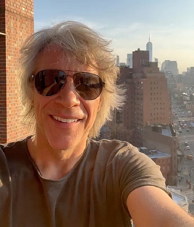 Jon Bon Jovi: «Πράσινο φως» στον αρραβώνα του γιου του με τη Millie ...