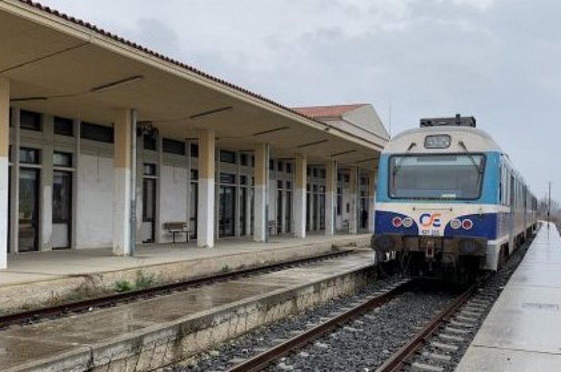 Hellenic Train: Ξεσπούν οι συγγενείς και οι επιβάτες του Intercity που έμειναν καθηλωμένοι στη ...