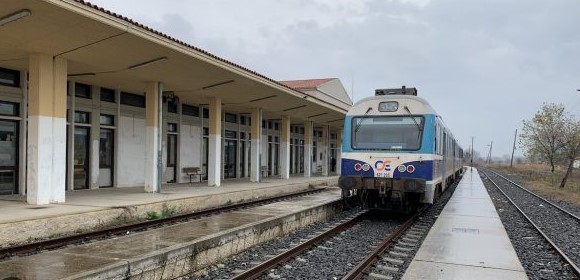 Hellenic Train: Ξεσπούν οι συγγενείς και οι επιβάτες του Intercity που έμειναν καθηλωμένοι στη ...