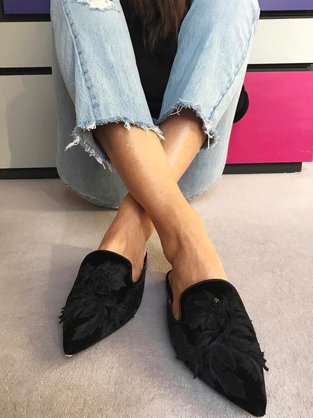 Τα pointy toe flats είναι το απόλυτο shoe trend της επόμενης σεζόν ...